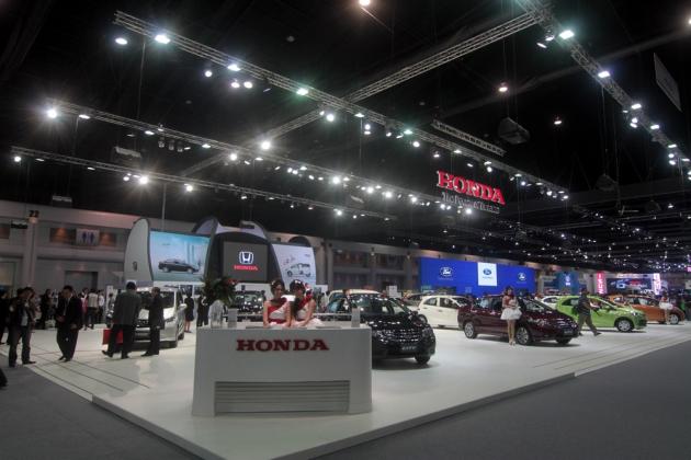 Motor show kicks off today with lower sales target