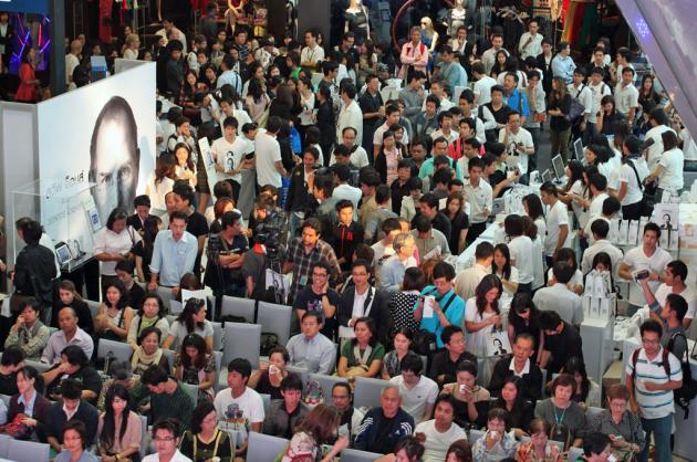 Nation Books launches Jobs's biography