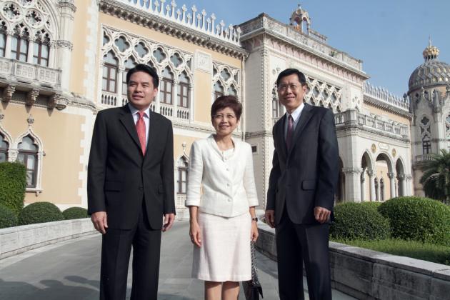 Premier assigns jobs to her new deputies