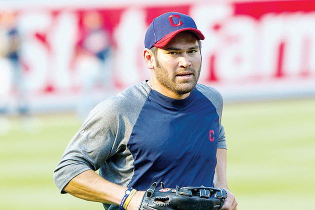 Baseball pro Damon bats for Thailand