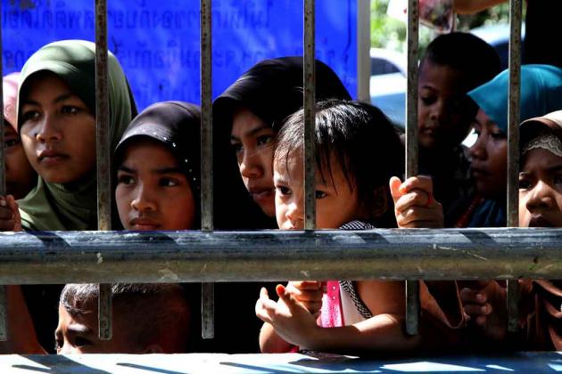 Fire severely damages Pattani school