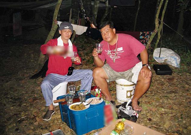 Row over top cop on national park hunting trip