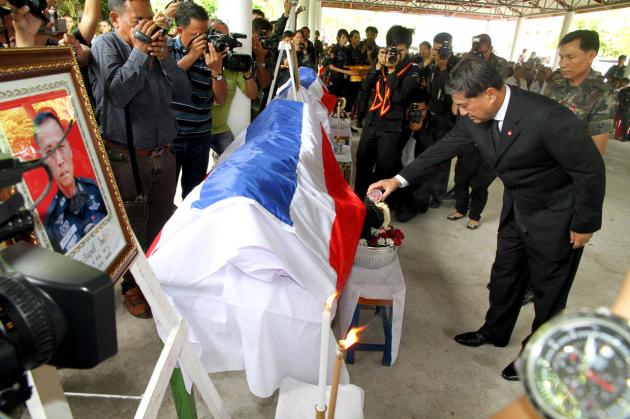 Pattani hit by 35 attacks in one night