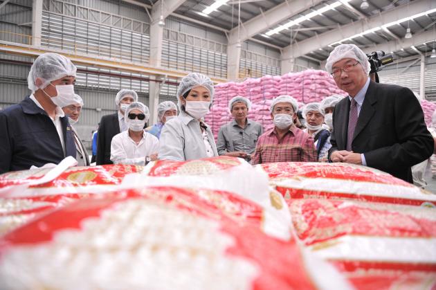 Groups vow rice checks