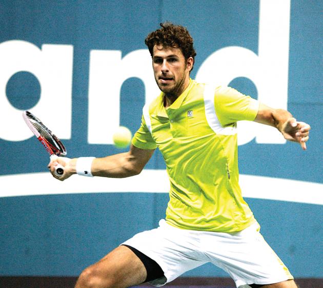 Haase makes it look easy in round one