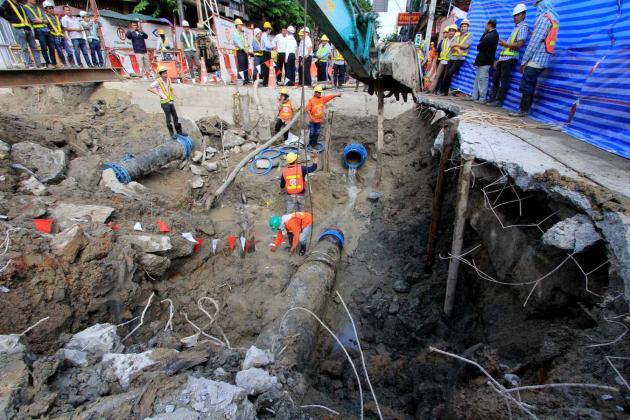 MRT tunnel intact despite road collapse in Chinatown