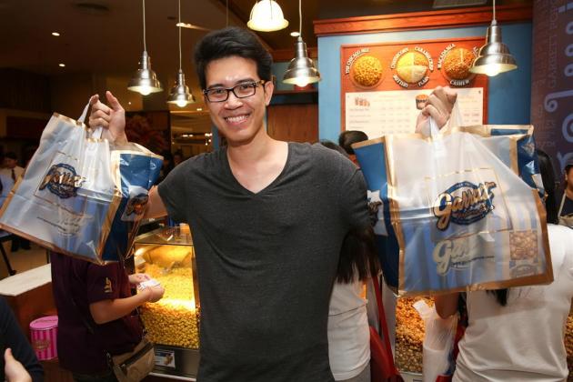 Garett Popcorn Shops starts 1st day