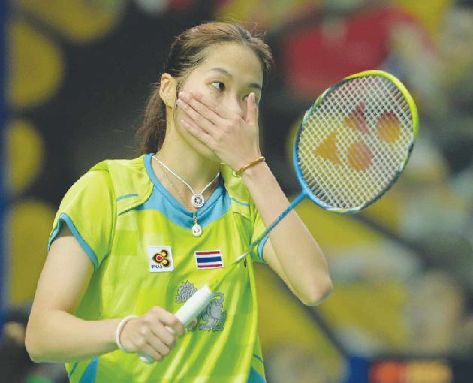 Ratchanok fights back to earn another shot at Li