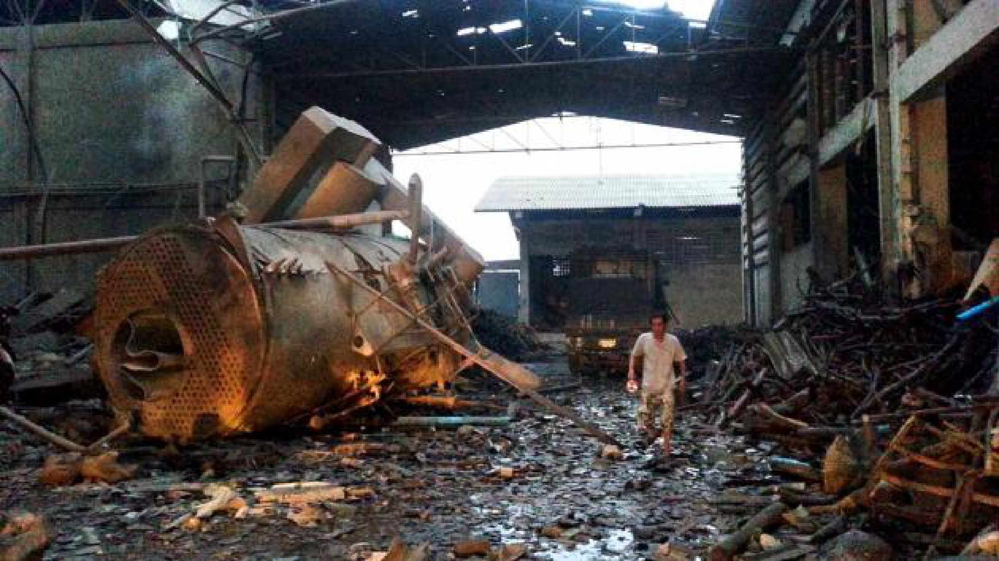 22 hurt after boiler erupts