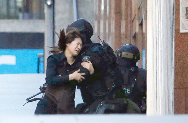 Central Sydney locked down as hostage drama unfolds
