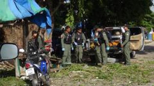 Officials condemn bomb attack that targeted monks, troops in Pattani