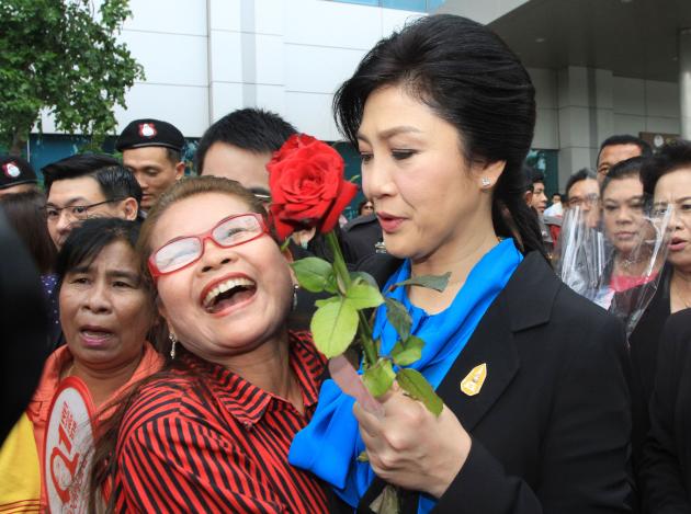 Govt cautions against 'red' campaign in support of Yingluck
