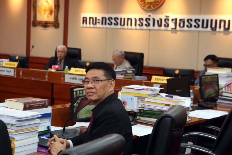 CDC advocates ‘middle path’ on political parties