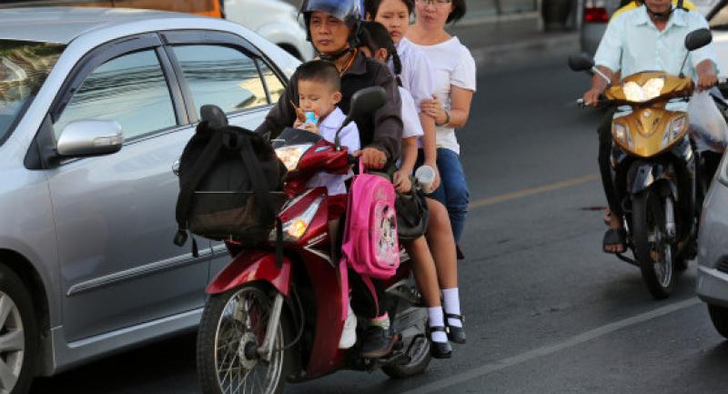 Police prepare for traffic paralysis as schools reopen