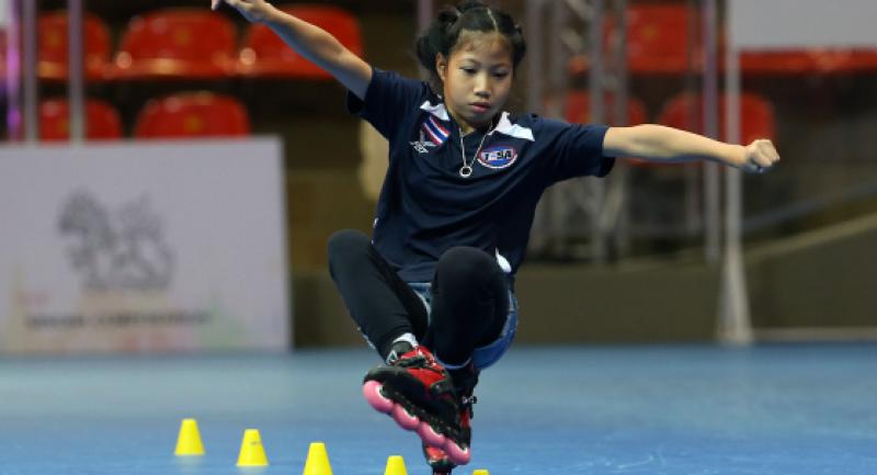 12-year-old Nichakan Lands 4th in Battle Slalom.