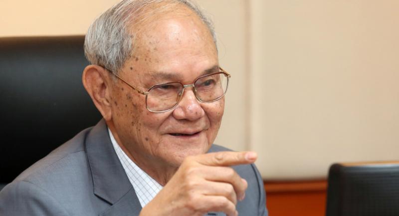 Politicians will get sufficient time to prepare for election, Meechai says