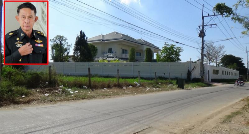 Activist calls for probe into Preecha’s undeclared house in Phitsanulok