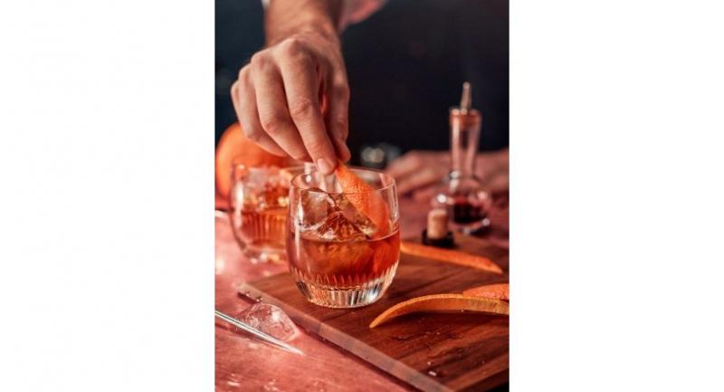 Cocktails with an electronic beat