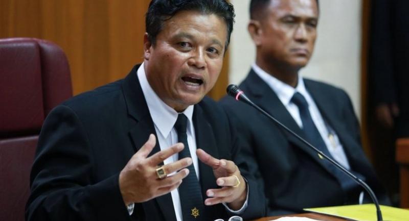 Samsen school director admits being in video