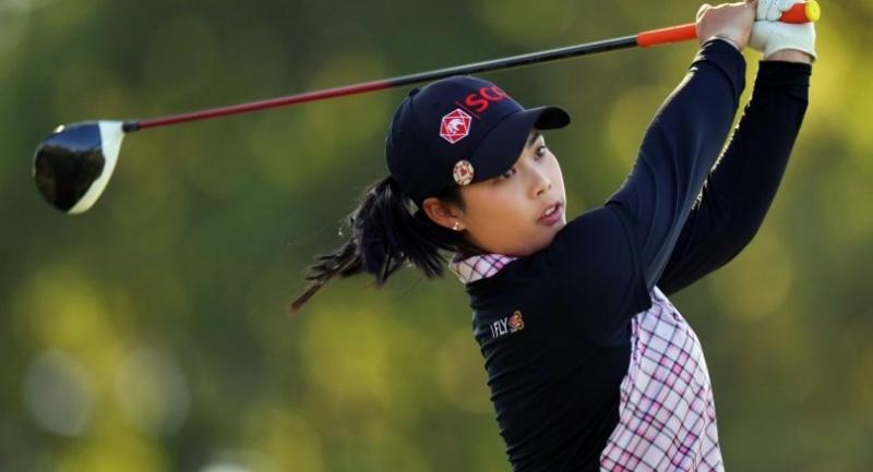 Moriya trails Ryu five strokes