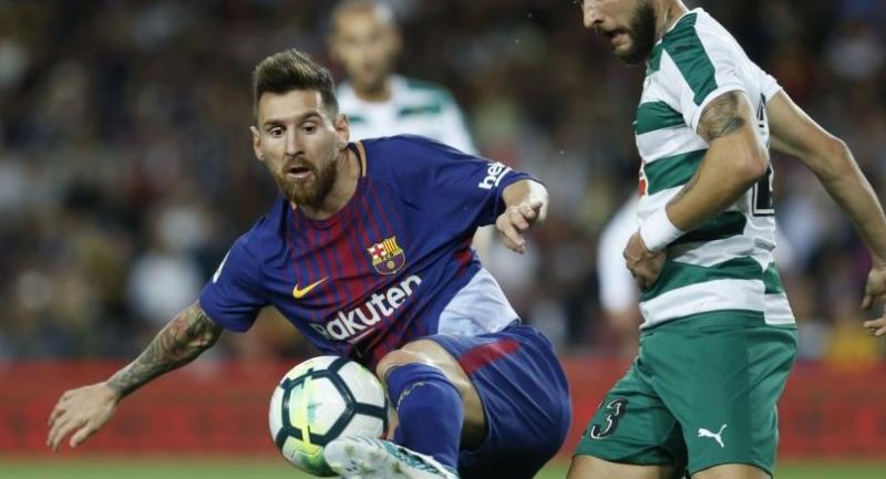 Messi hits four as Barca maintain perfect start