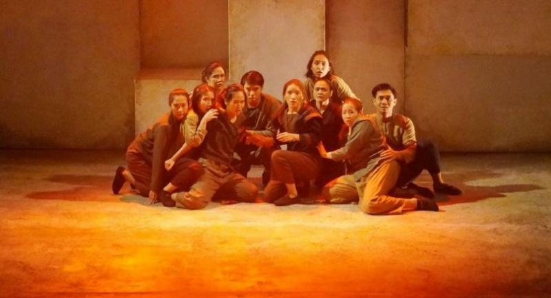 Unravelling social and political threads