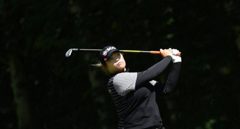 Error-free Ariya trails 3 shots after Joh