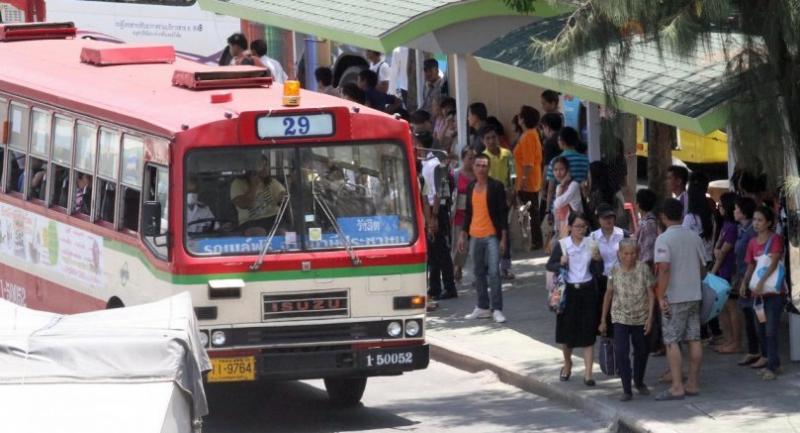 Bangkok’s era of open-air buses to end in 2022