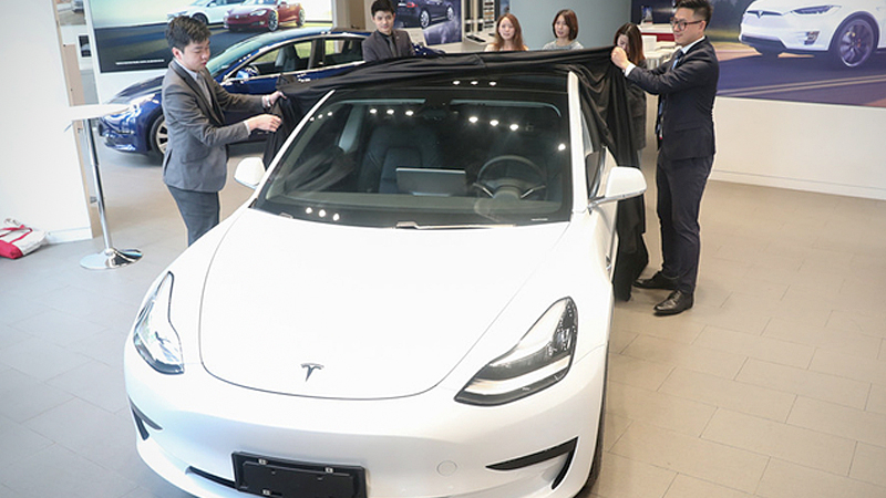 Shanghai reports $553b worth of output