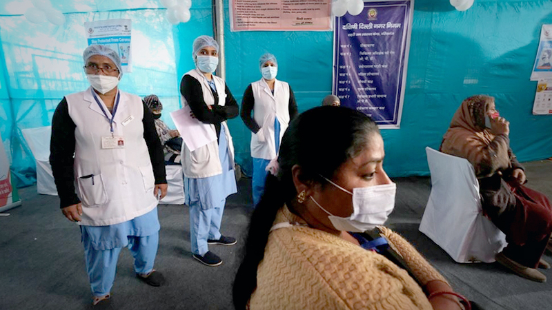 India kicks off vaccination of its massive population