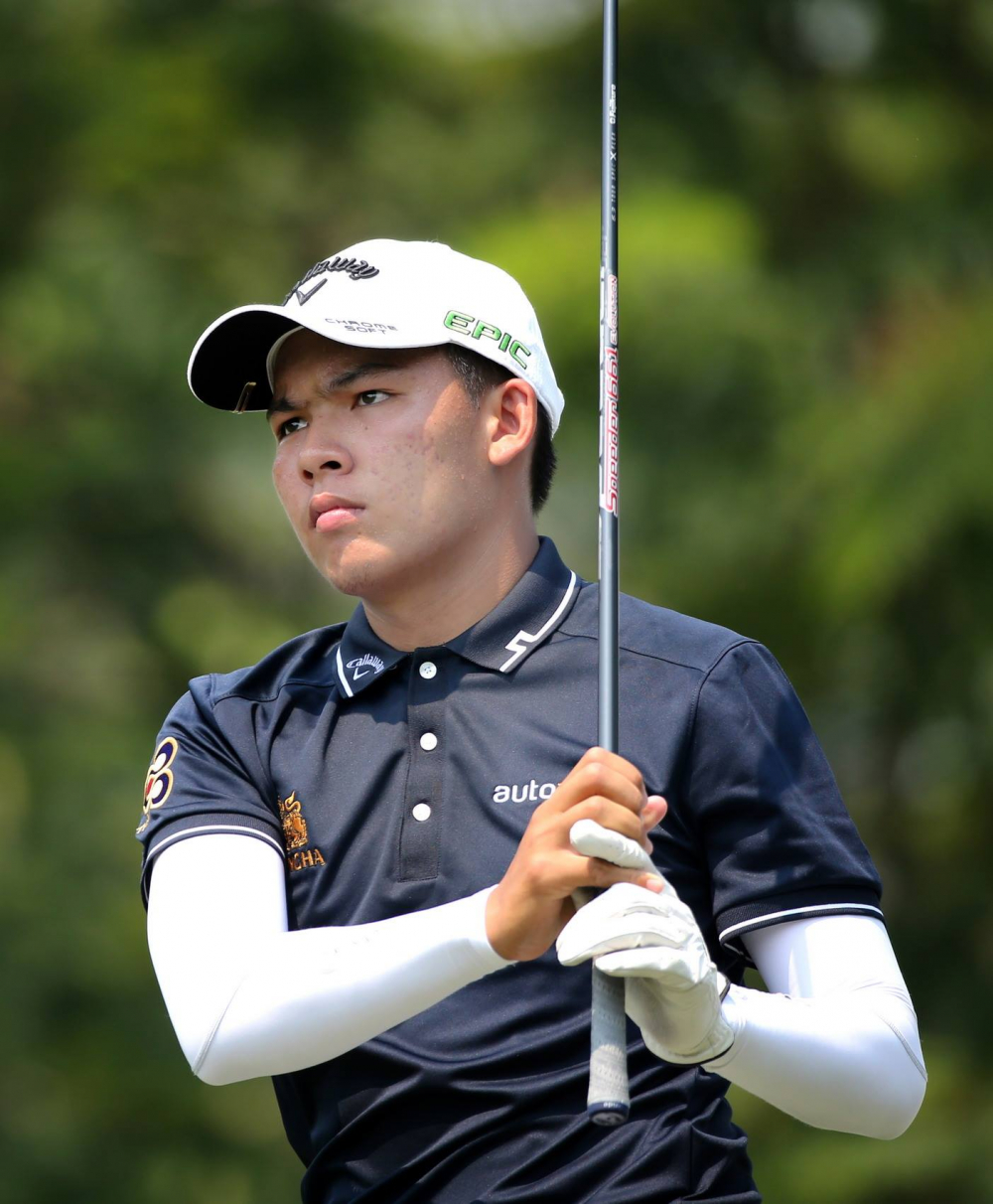 Pawin sits pretty after a blistering 66