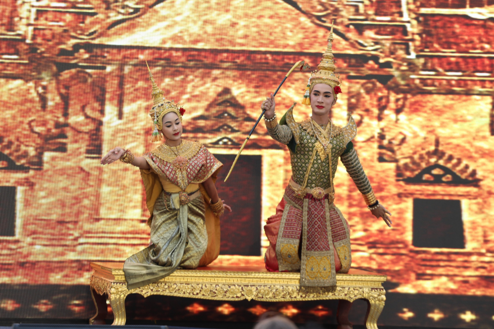 Khon performance takes centre stage at Amazing Thailand Countdown 2019