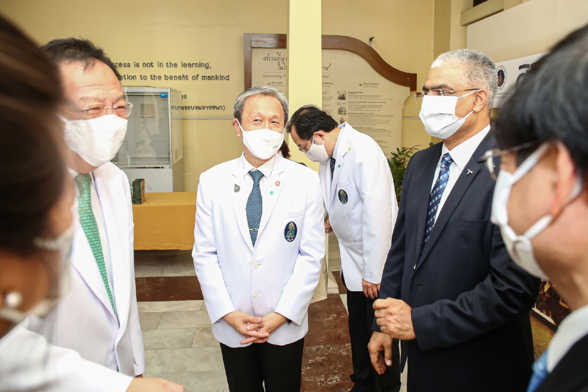 Dtac supports Siriraj Hospital in the “dtac fights back against COVID-19