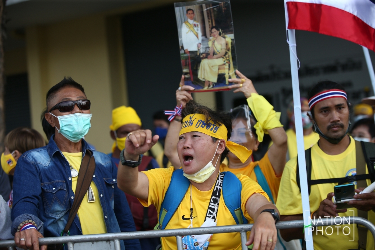 Royalists set to rally this evening with eye on pro-democracy protesters