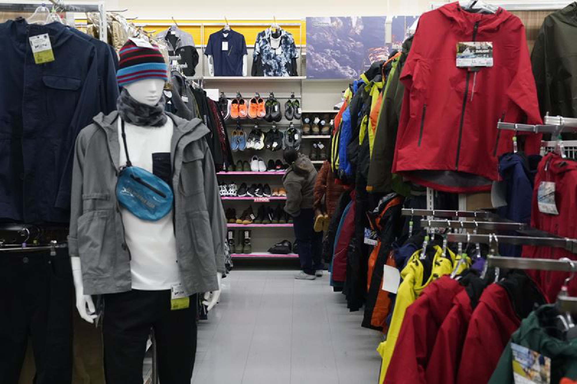 Billionaire's workaday clothing firm becomes a sportswear sensation