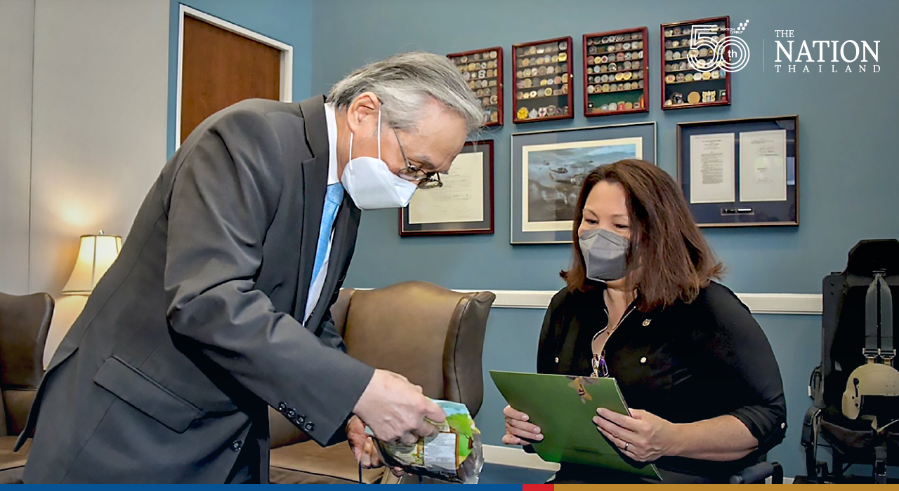 Don thanks US Senator Tammy for coordinating vaccine donation