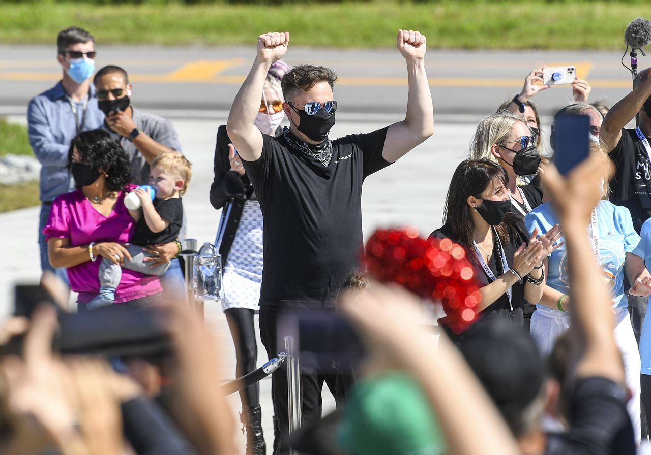 Spacex Employees Cheering