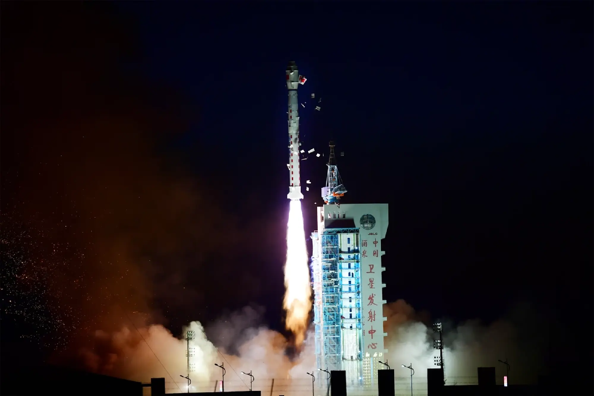 China launches L-SAR 01A satellite for land observing