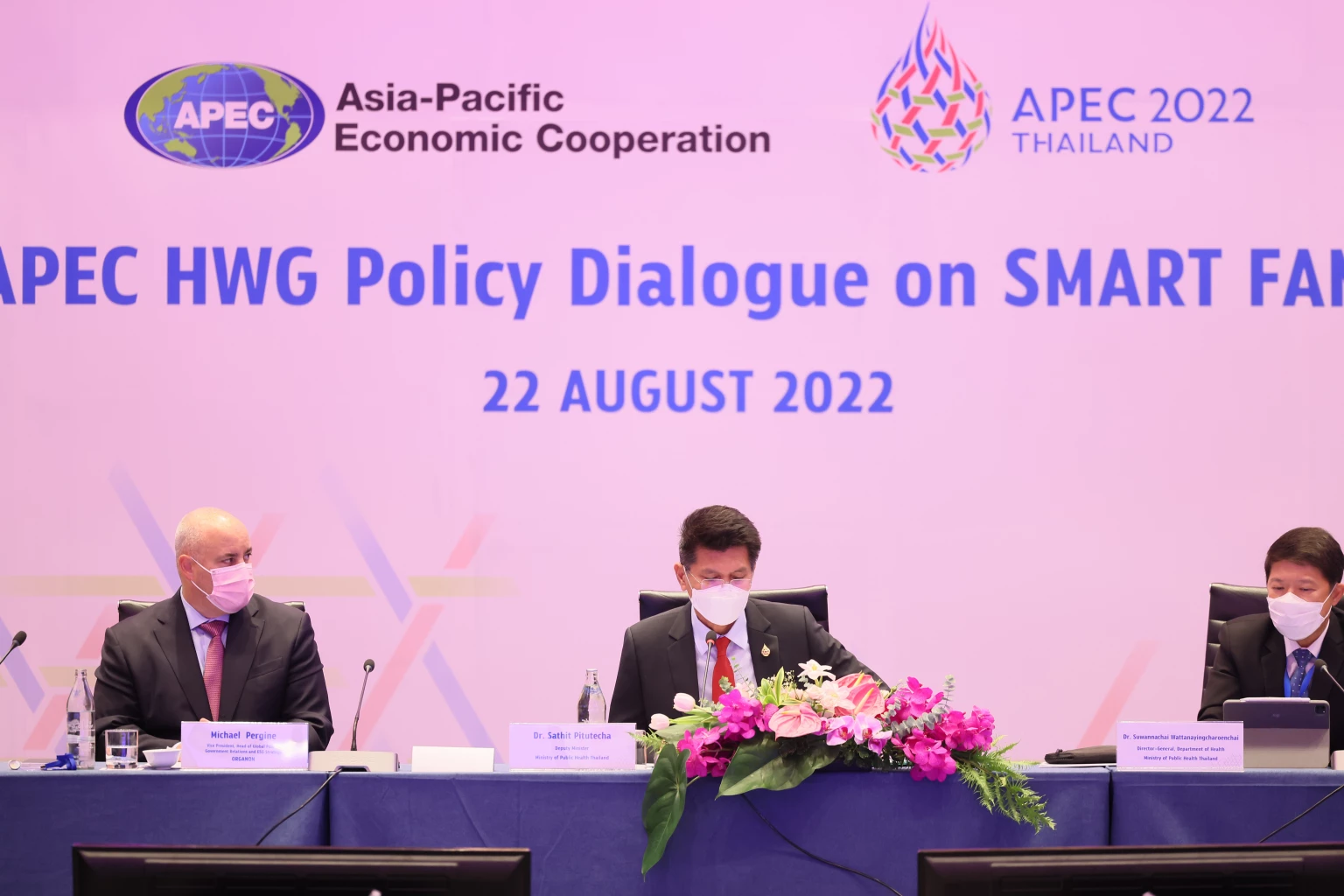 Organon joins with APEC to launch Smart Families project