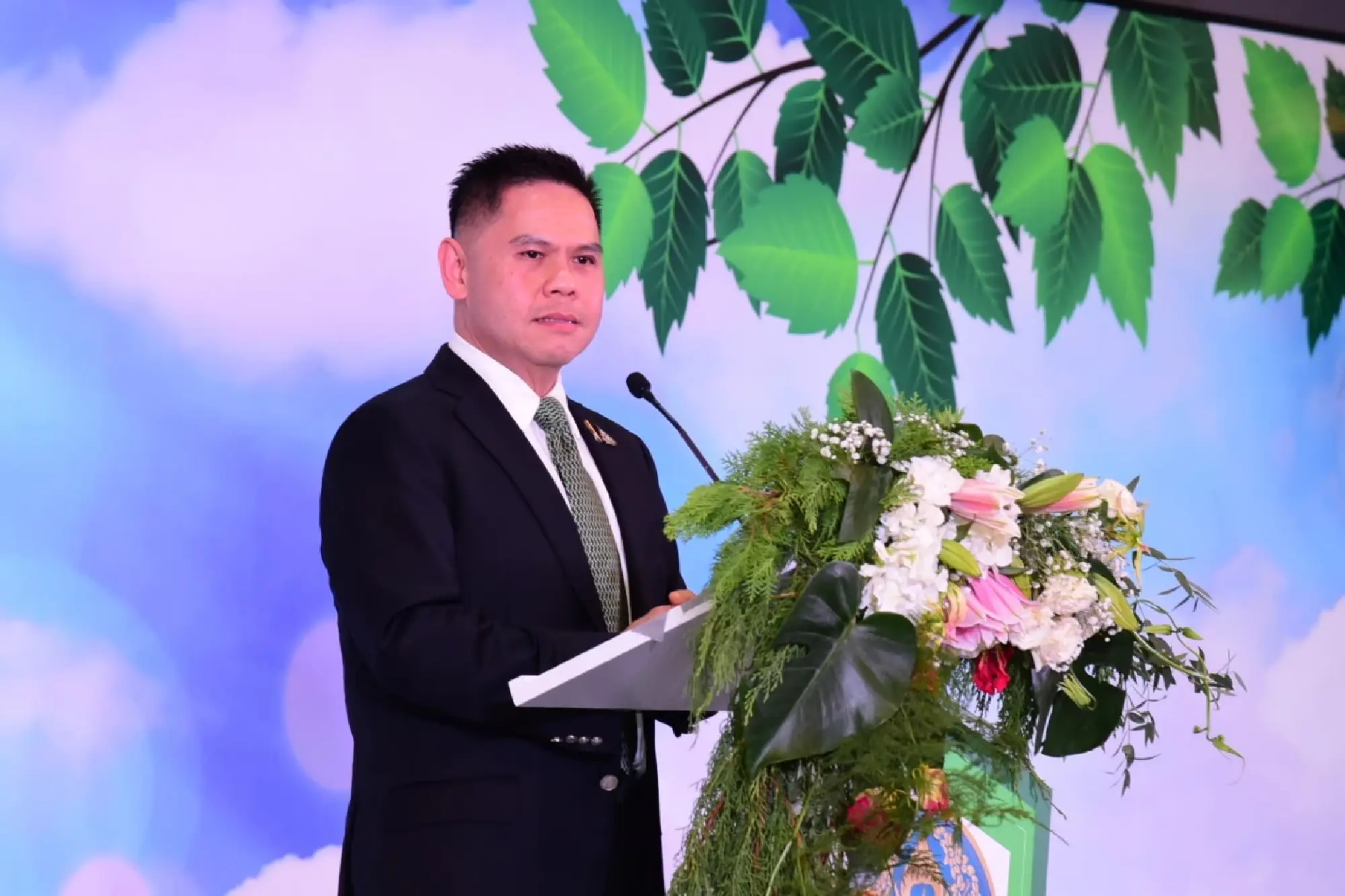 Minister honours forest heroes on the 126th anniversary of the Royal Forest Department