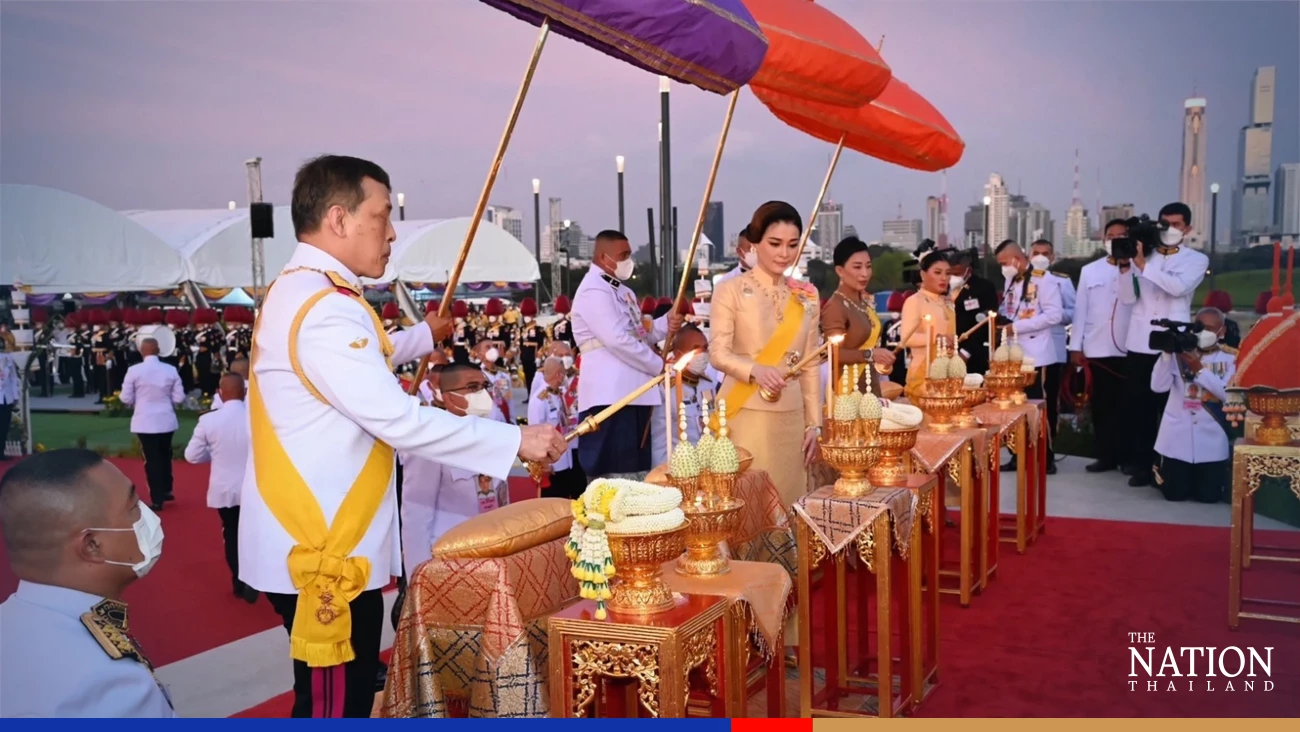 King and Queen visit Bangkok’s new public park to unveil King Rama IX ...
