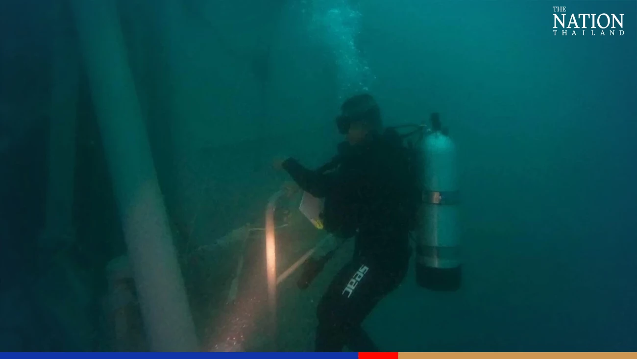 First underwater images of HTMS Sukhothai surface as divers search wreck