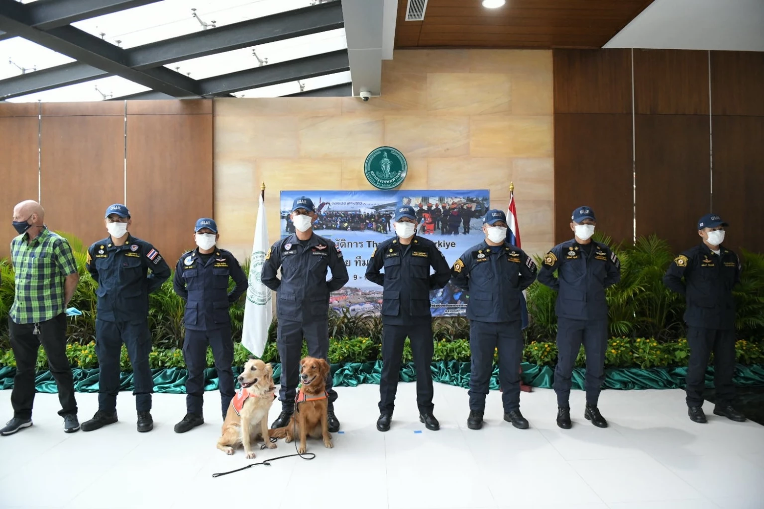 Bangkok welcomes home Thailand USAR team members after Turkey mission