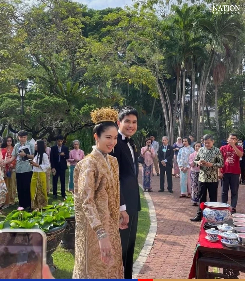 Transgender pioneer weds dashing beau in traditional ceremony