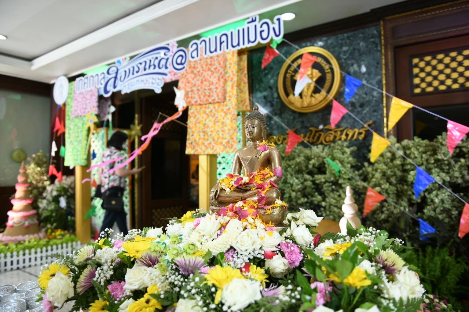 Bangkok all set to splash out for bright, colourful Songkran