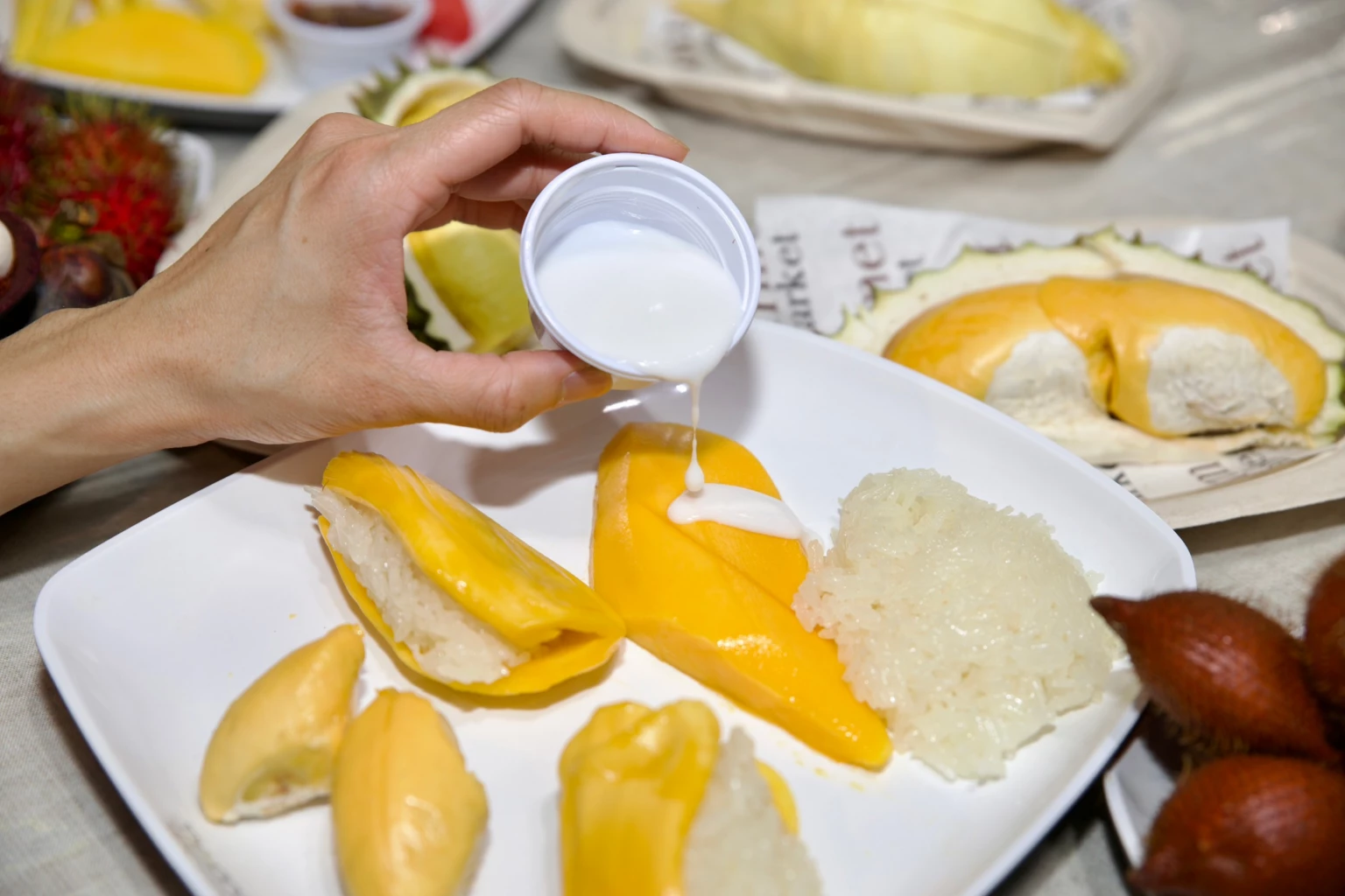 Savor the best of seasonal fruit at Siam Paragon Tropical Fruit Parade 2023