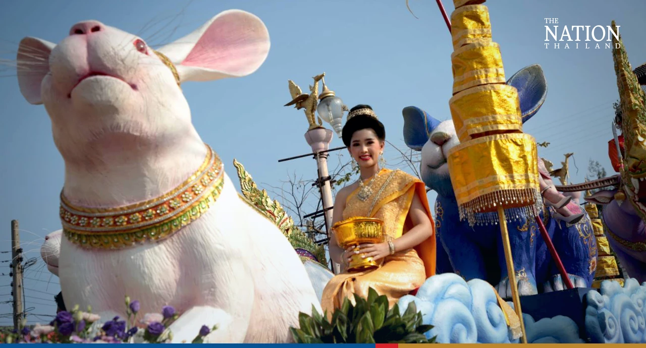 Beauty of old Mon Songkran traditions shines on Bangkok’s ‘green lung’