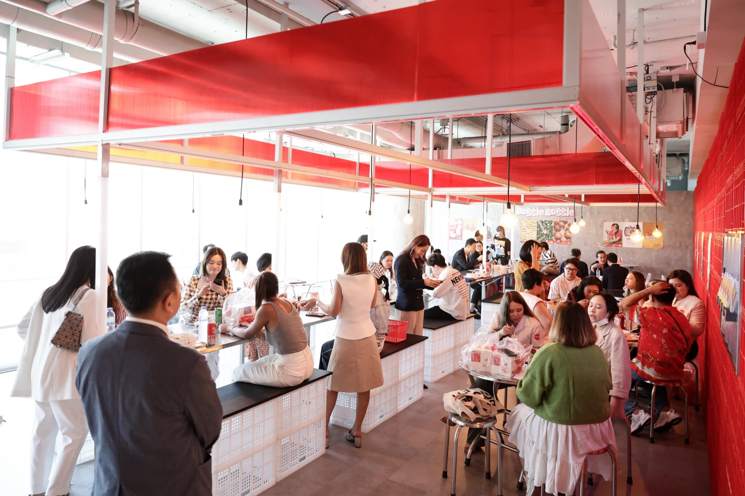 Immerse in rich Korean flavors: "Boggle Boggle" 1st Korean noodle pop ...