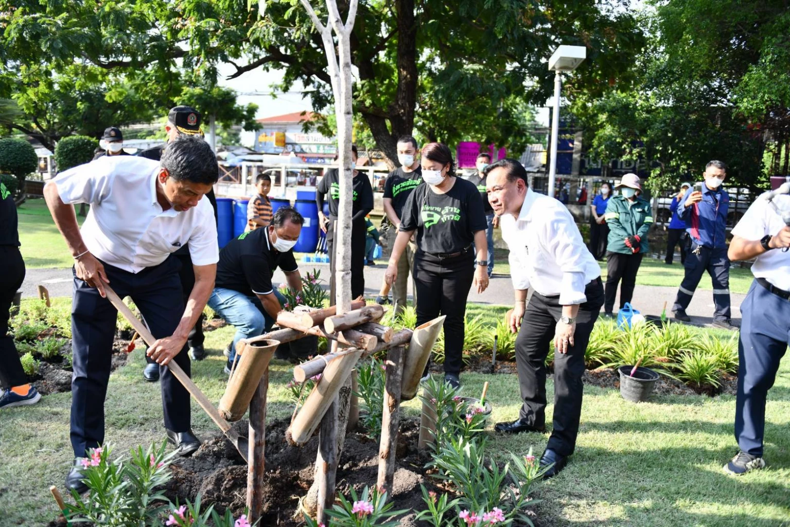 New hawker centre sees light of day