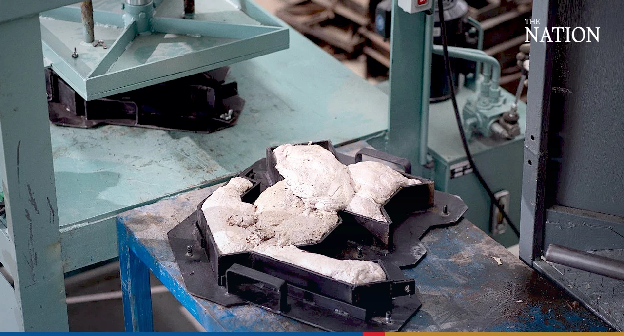 Pet food maker is recycling plastic bags to make benches in park for dogs